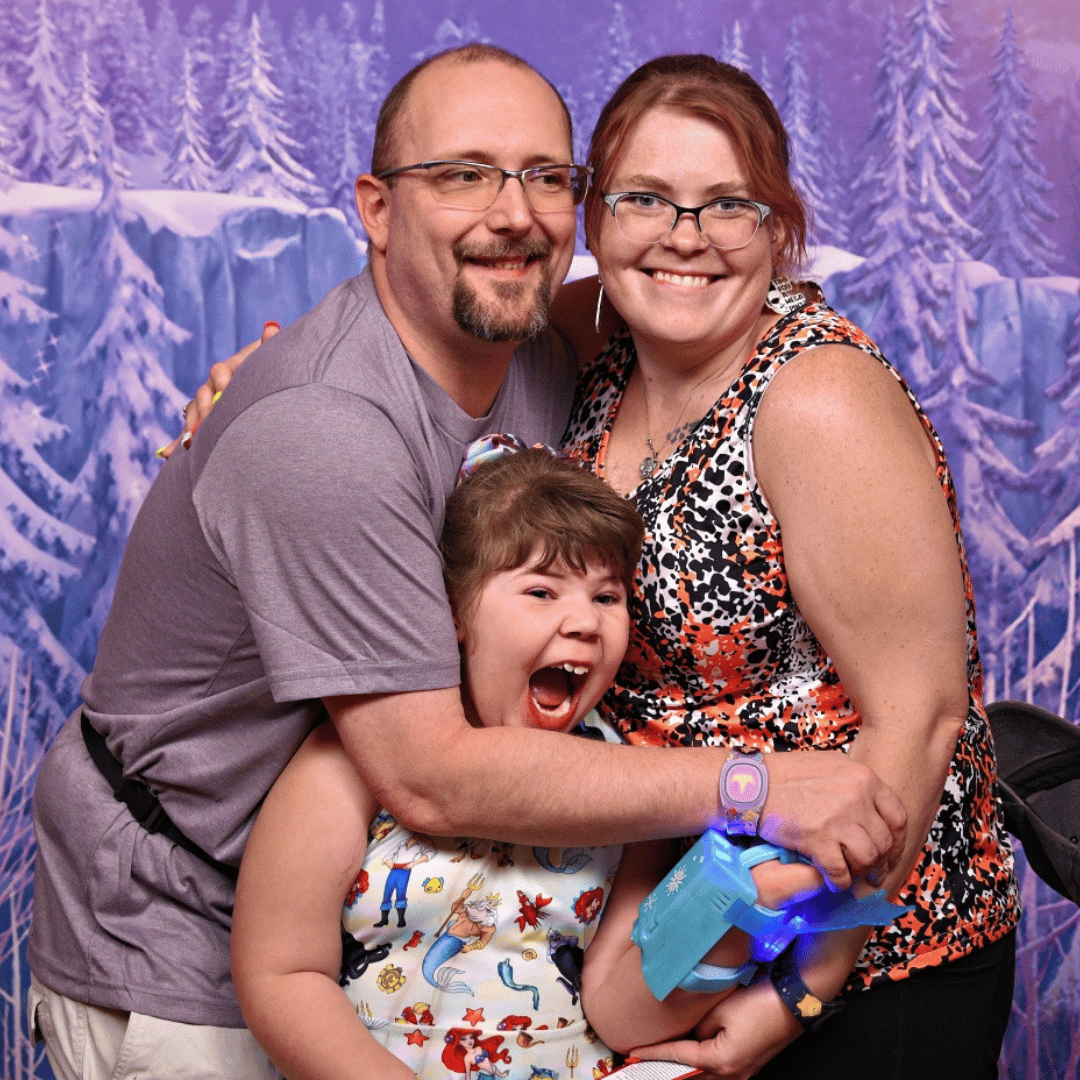 Mackenzie Enjoys Meeting the Disney Characters - Sunshine Foundation